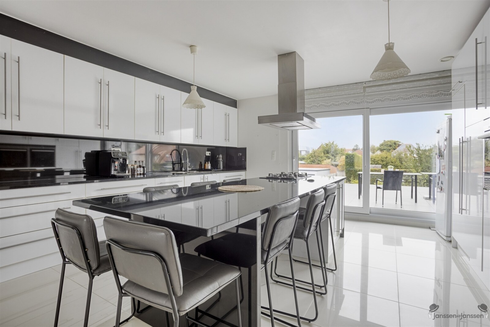 Uitzonderlijk triplex appartement van 251 m² met 5 (mog